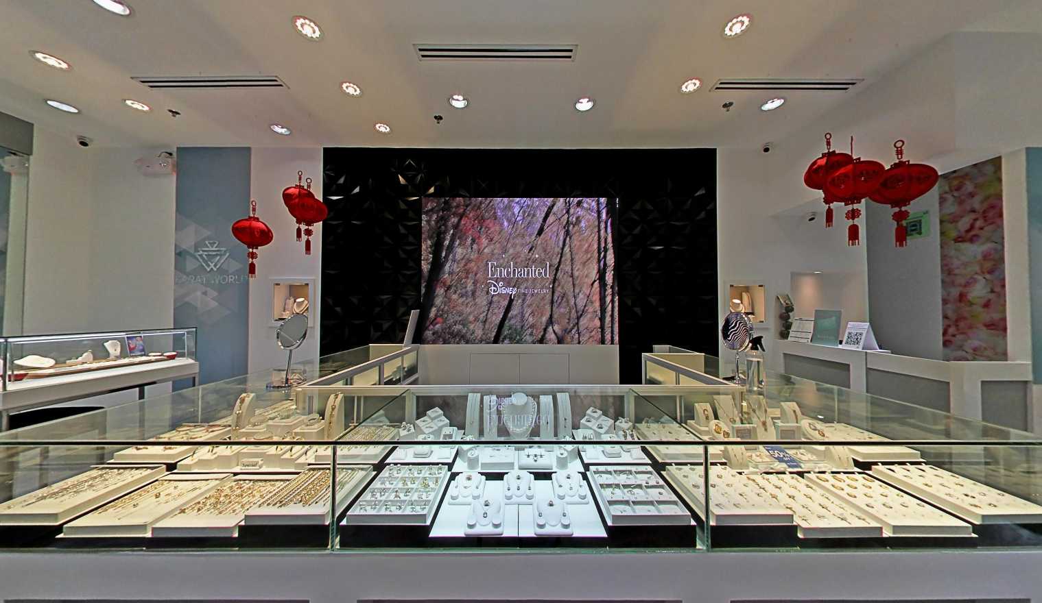 Karat World - MOA, Manila